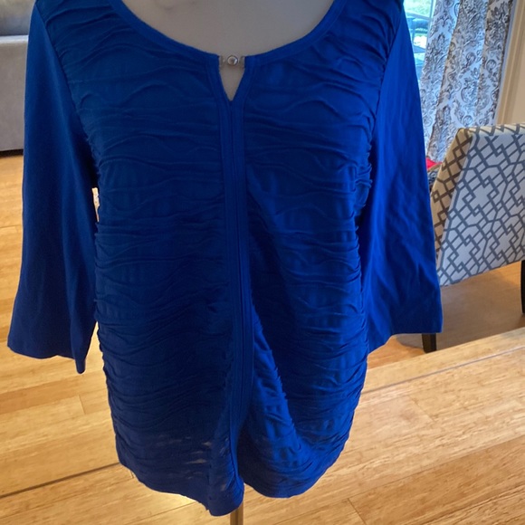 Onque Casuals | Tops | Womens Size Petite Extra Large Royal Blue Wavy ...
